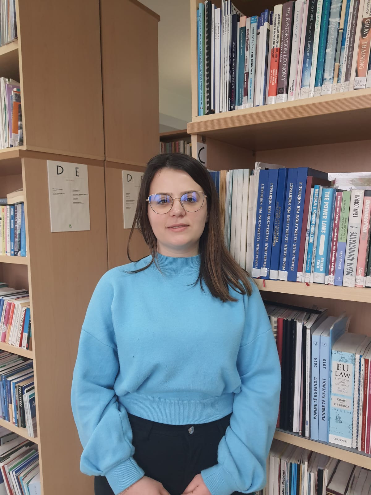 Leonora Haxhiu – Universiteti Polis